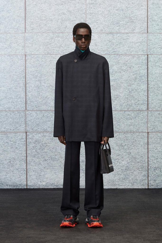 Balenciaga SS20 | Eco de códigos pasados - HIGHXTAR.