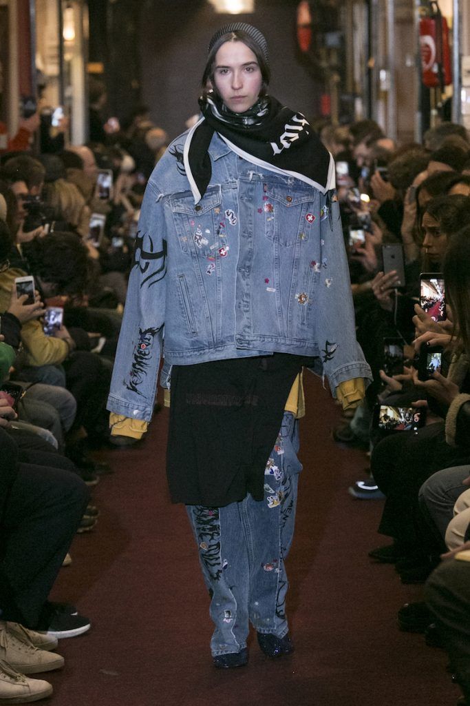 Vetements FW18 | Cuando lo urbano respira vintage - HIGHXTAR.