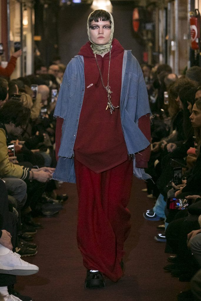 Vetements FW18 | Cuando lo urbano respira vintage - HIGHXTAR.