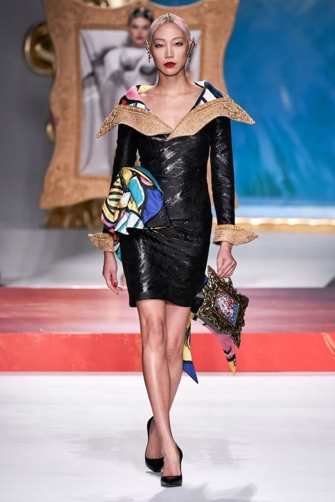 Moschino SS20 >>> Homenaje al arte español - HIGHXTAR.