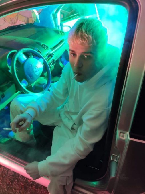 Chico Blanco, la alternativa del panorama musical nacional - HIGHXTAR.