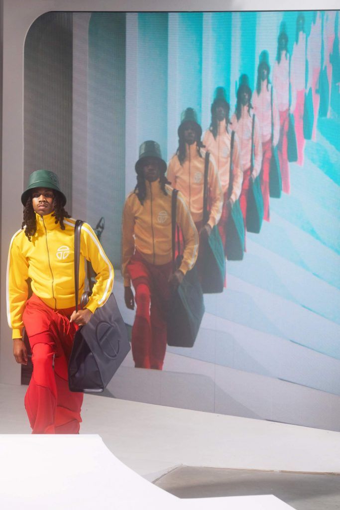 Telfar regresa a NYFW con una poderosa mega-colección - HIGHXTAR.