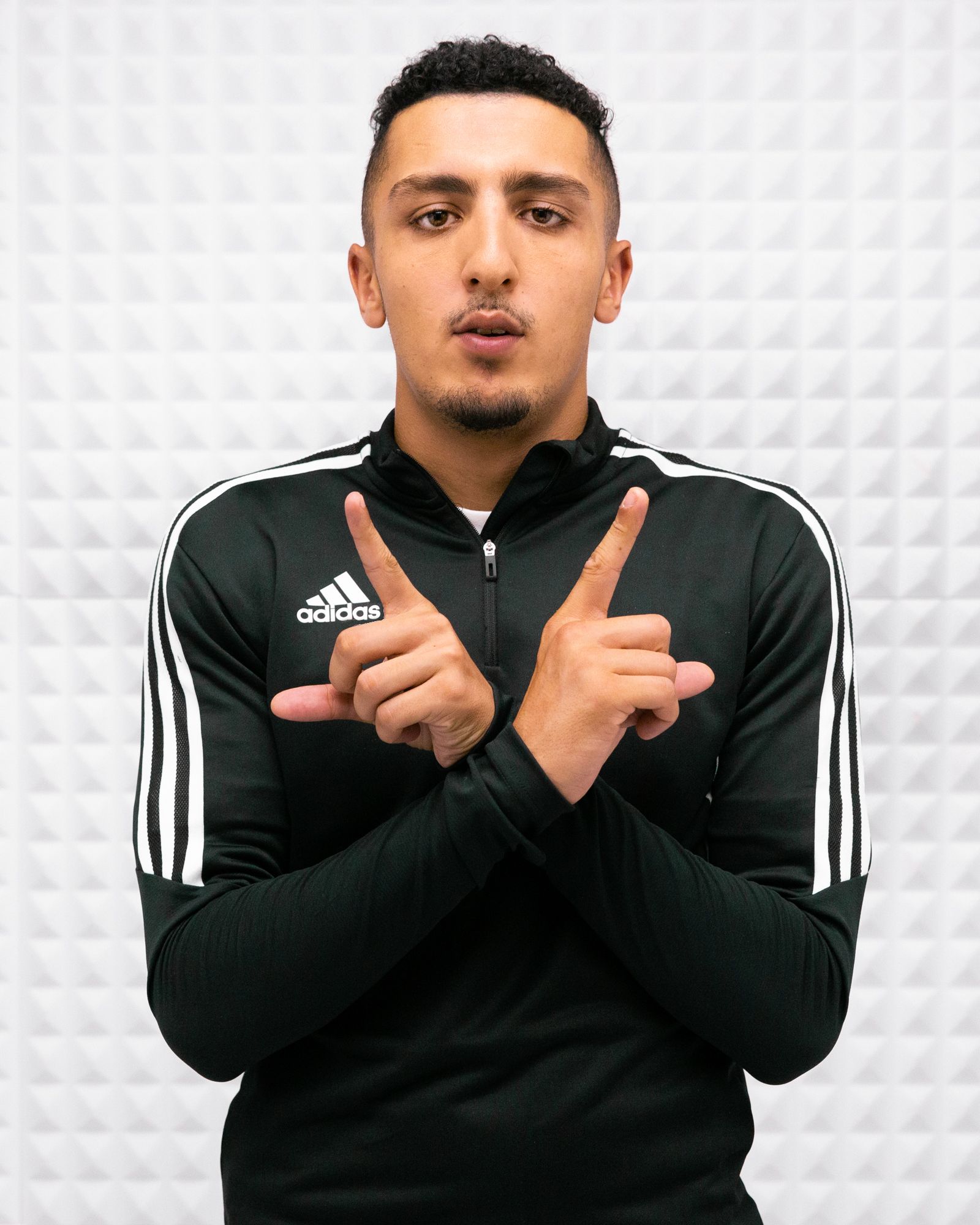 Morad inaugura la primera 'flagship store' de adidas en Barcelona con ...