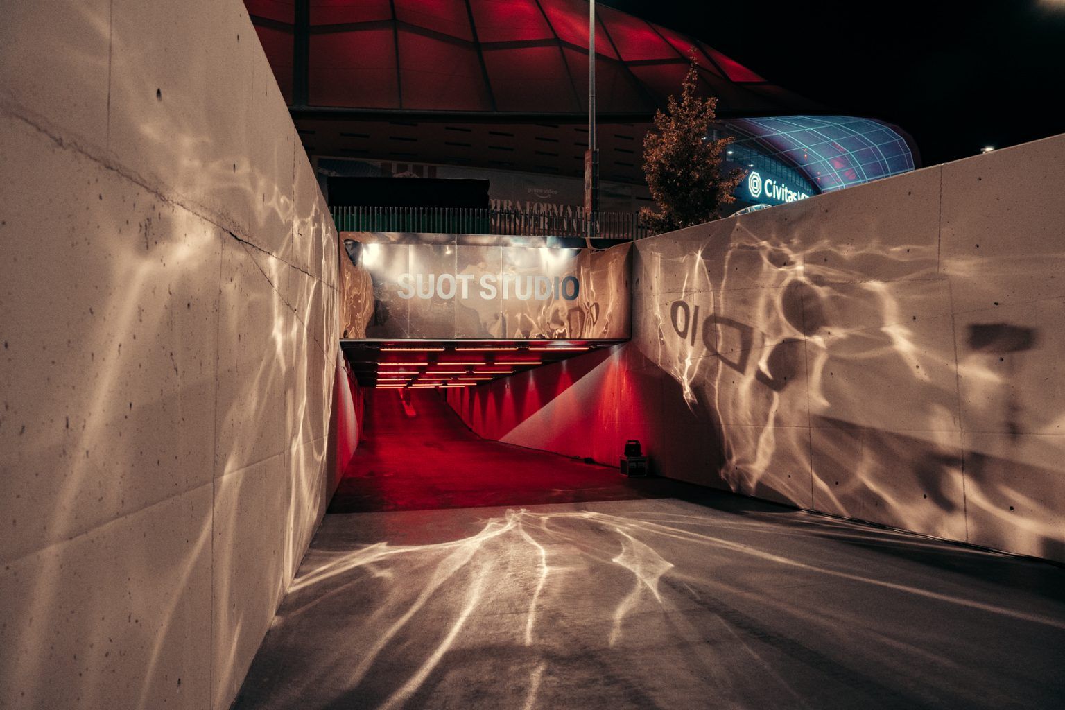 Una rave como nunca antes: la bella disruptiva de Suot Studio - HIGHXTAR.