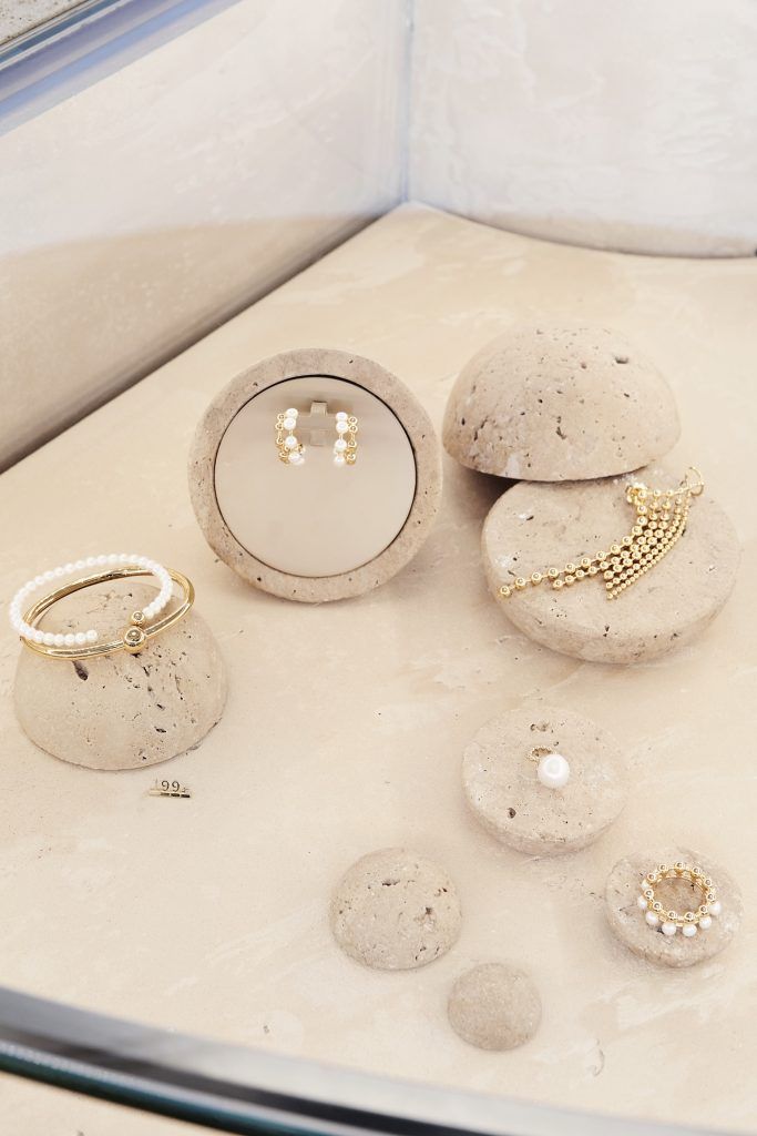 TOUS propone una nueva experiencia de compra en joyería y remodela su ... TOUS propone una nueva experiencia de compra en joyería y remodela su ...