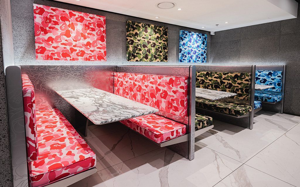 A Bathing Ape abre las puertas de su nuevo BAPE CAFE!?® en Hong Kong ...