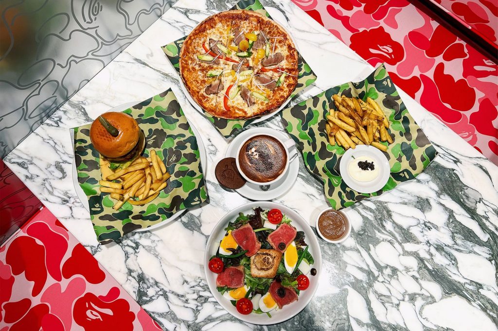 A Bathing Ape abre las puertas de su nuevo BAPE CAFE!?® en Hong Kong ...