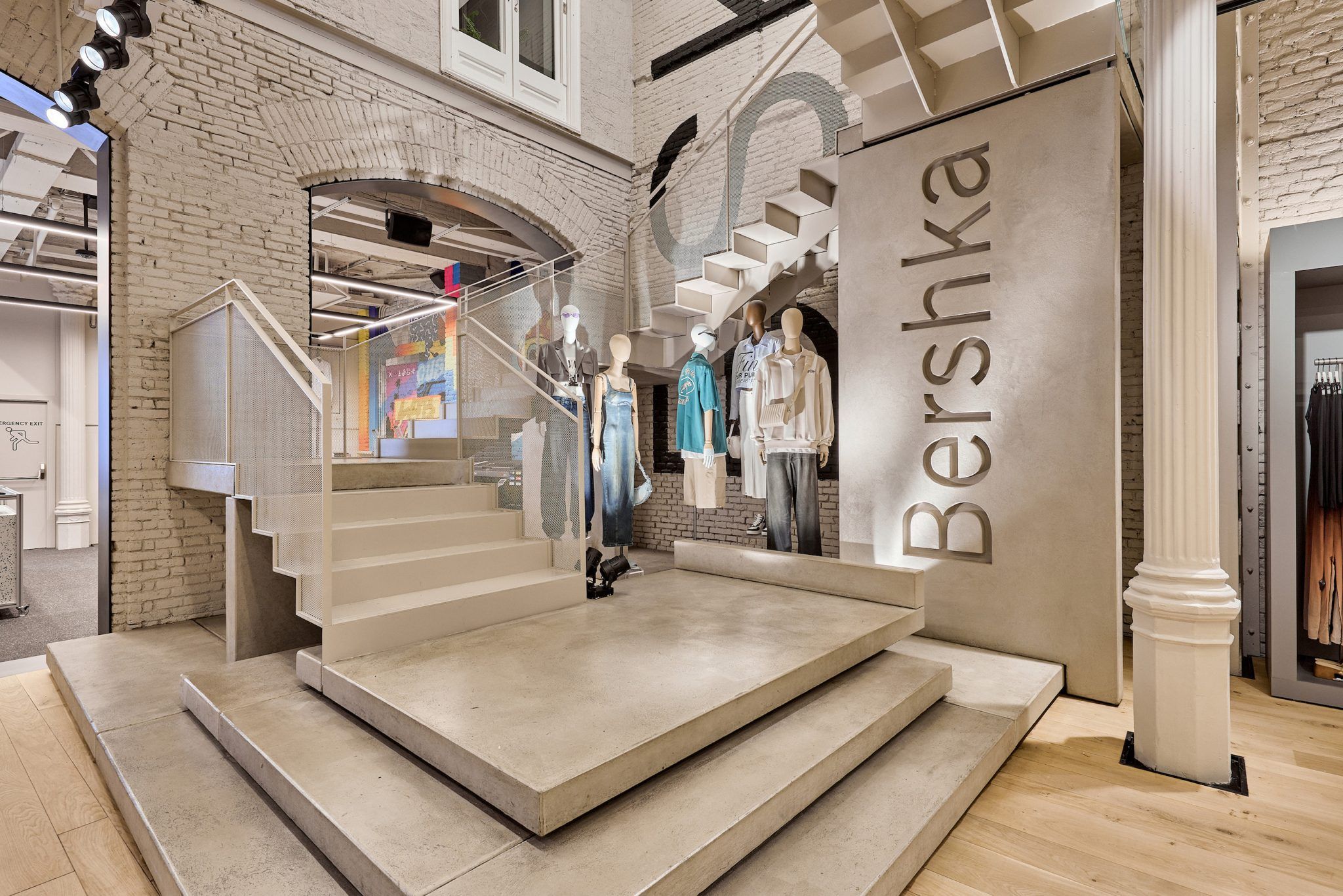 Bershka opens its first CUSTOMLAB store in Barcelona - HIGHXTAR.