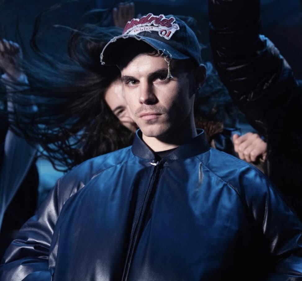 Sen Senra anuncia la pre-venta de su próximo álbum 'PO2054AZ' - HIGHXTAR.