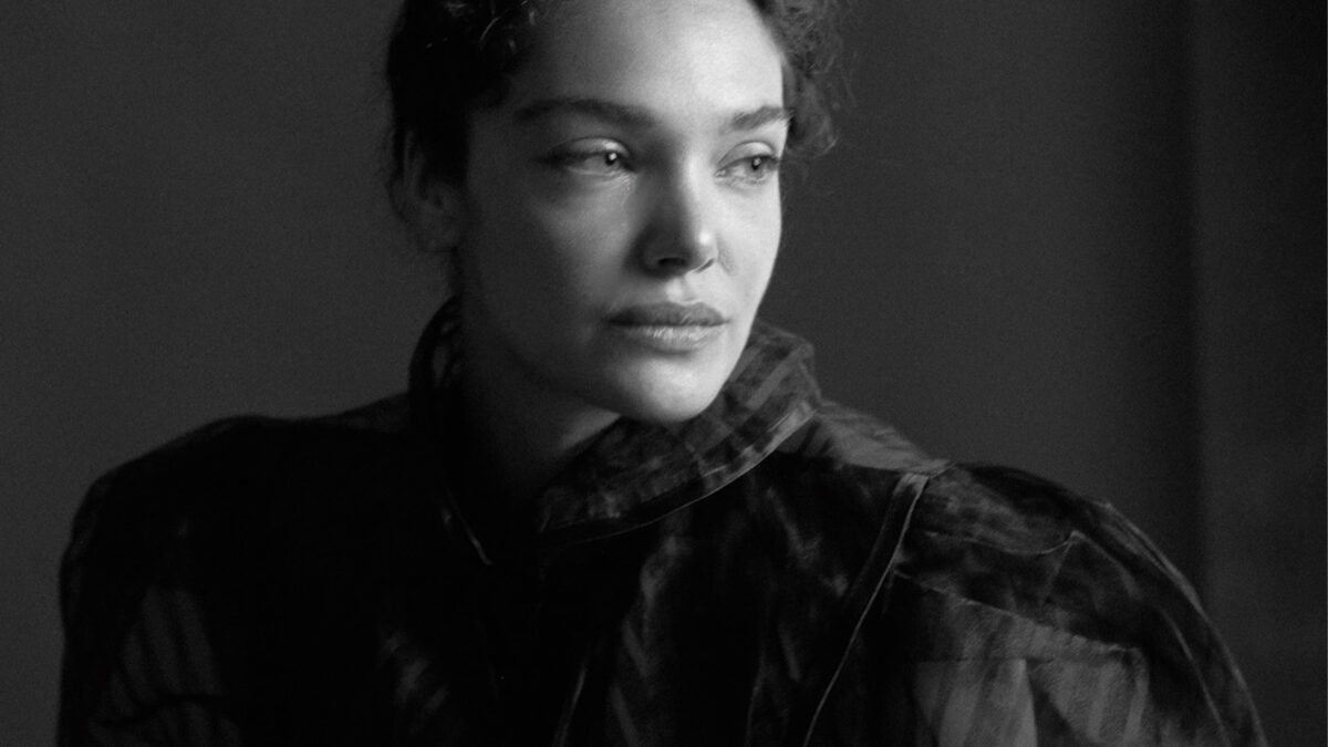 Ana Rujas prepares to launch her first book 'La otra bestia' - HIGHXTAR.