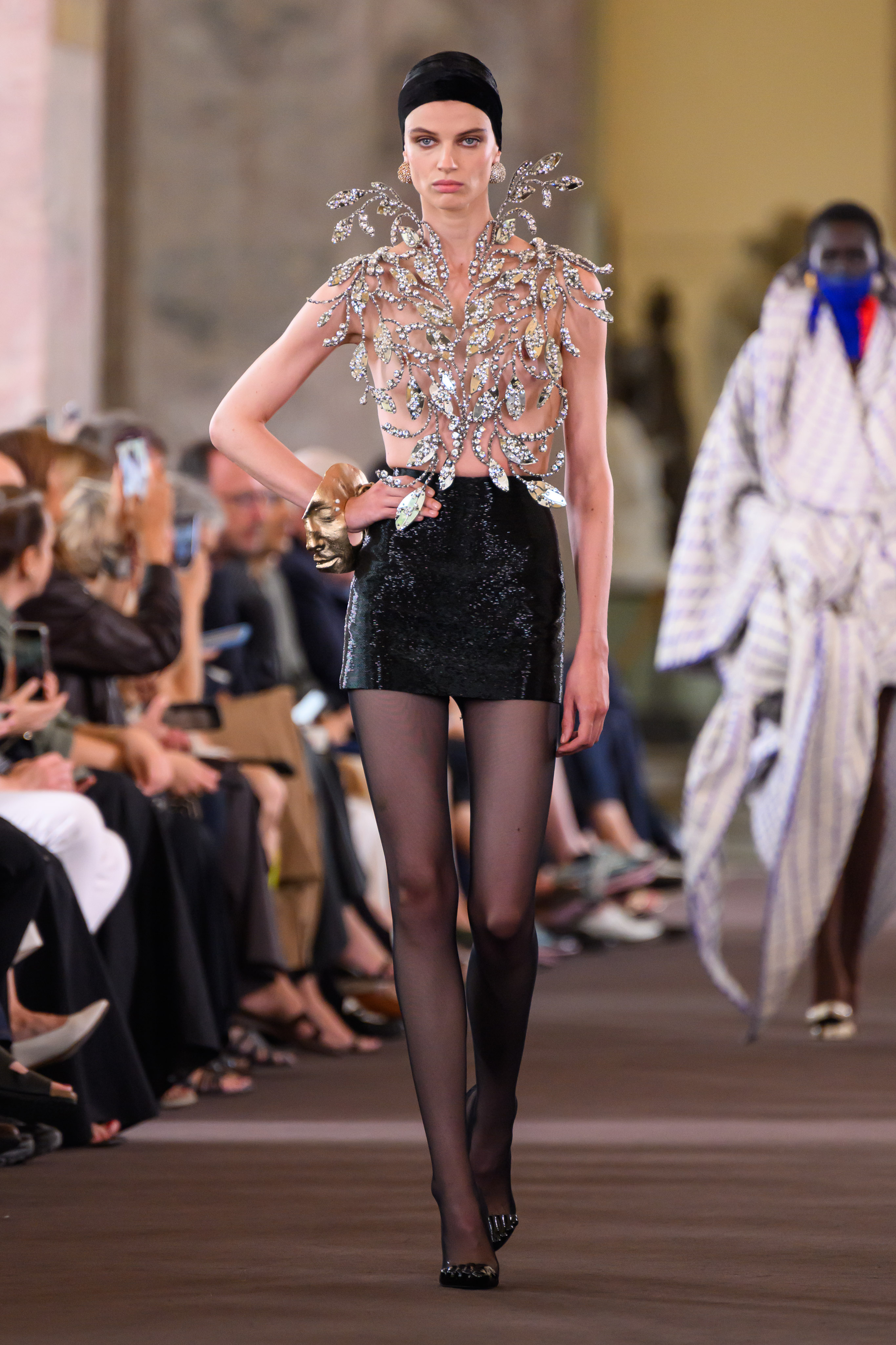 Schiaparelli FW24 Haute Couture collection is by and for artists ...