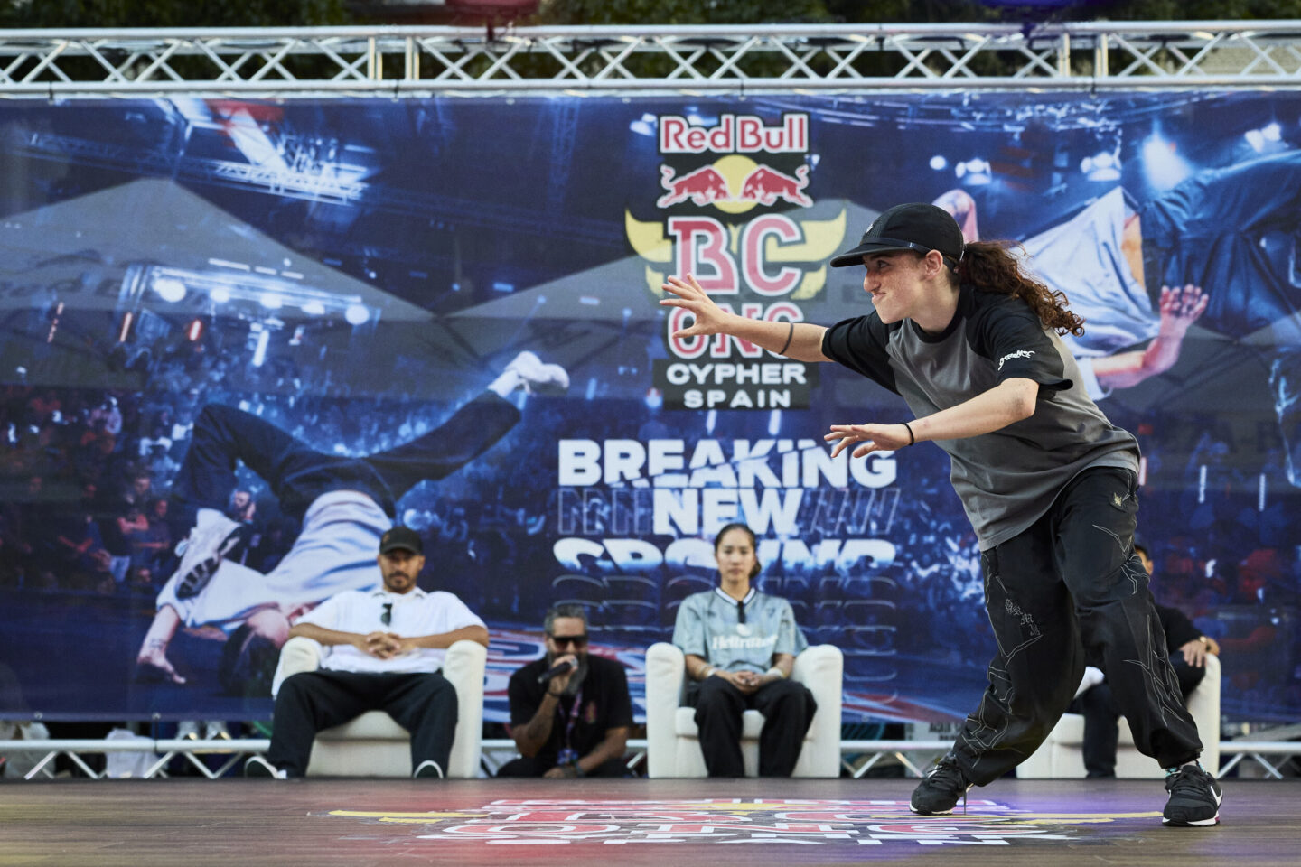 Lola y Grazy son los campeones nacionales de Red Bull BC One - HIGHXTAR.