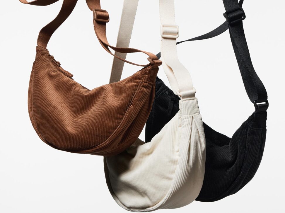 UNIQLO's viral bag arrives in corduroy version - HIGHXTAR.