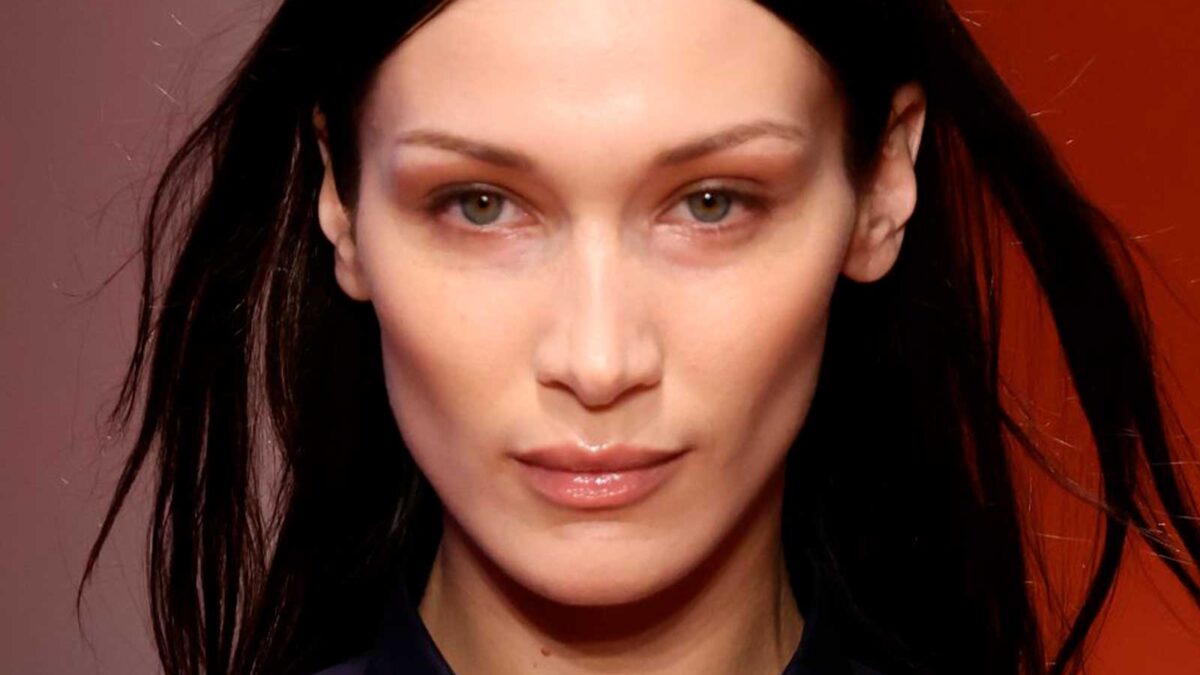 'Chin Bbls': the new cosmetic surgery seen on TikTok - HIGHXTAR.