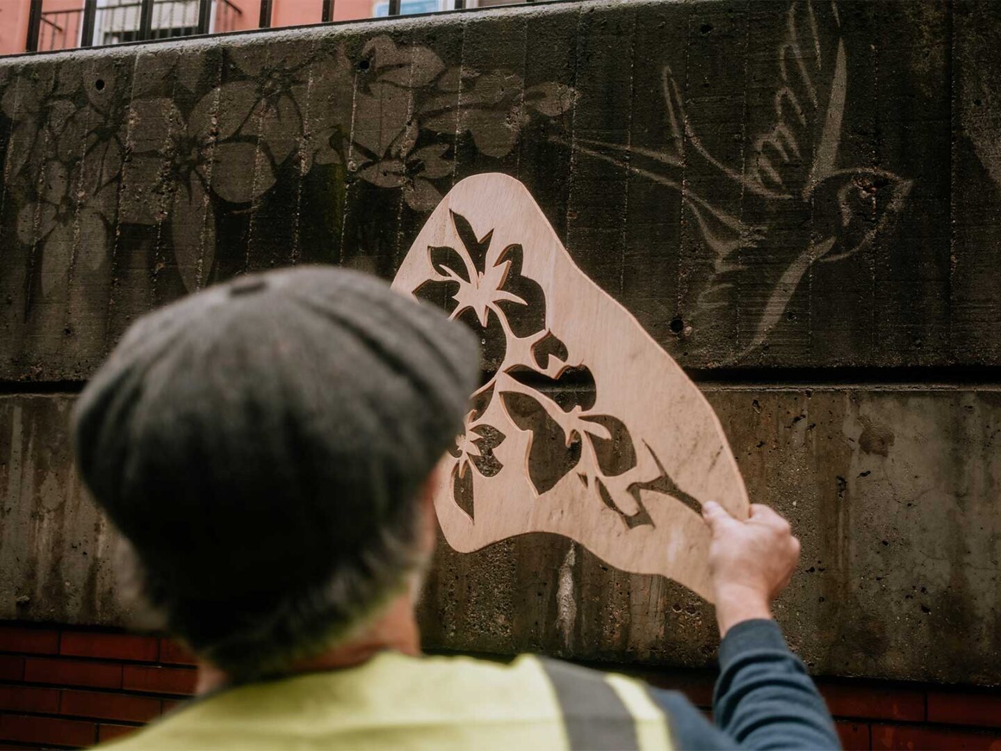 We talk w/ artist Paul Curtis Moose: the creator of Reverse Graffiti ...