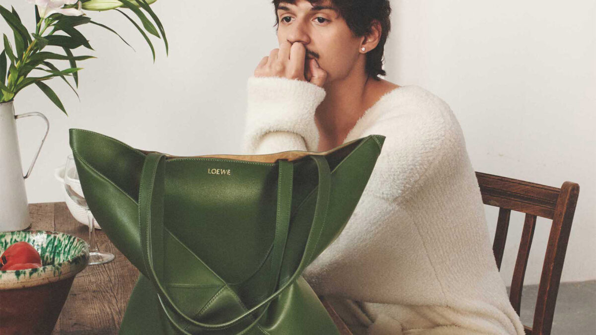 LOEWE SS24 via Jamie Dornan and Omar Apollo - HIGHXTAR.