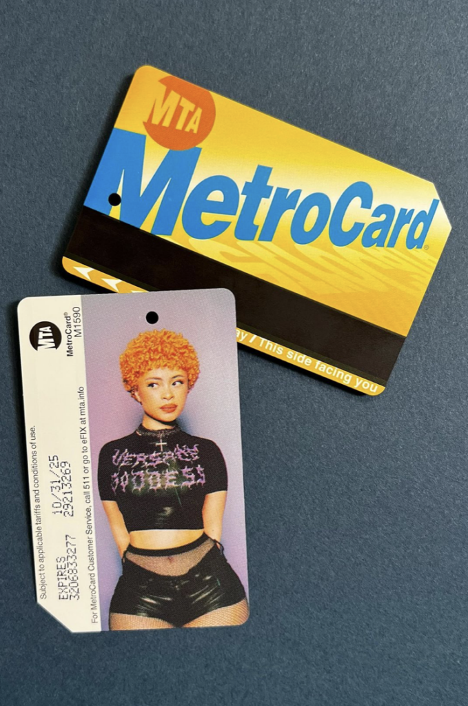 Ice Spice takes over the New York Subway - HIGHXTAR.