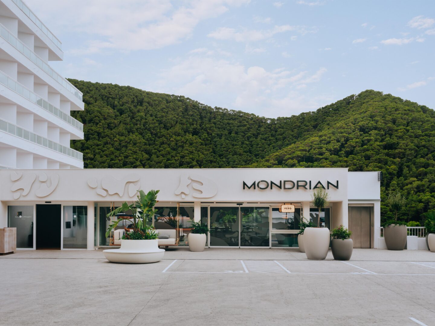 Mondrian Ibiza is the hedonistic and artistic destination of the season ...
