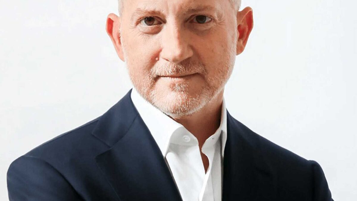 Burberry appoints Joshua Schulman as its new CEO - HIGHXTAR.