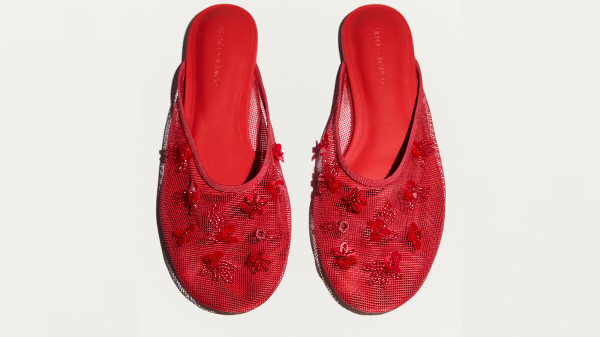 How Chinese Slippers became the footwear of the season - HIGHXTAR.