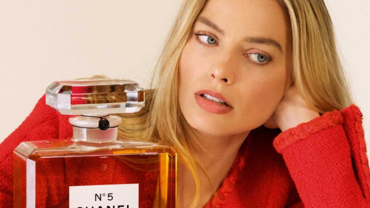 Margot Robbie es la nueva imagen de Chanel No.5 - HIGHXTAR.
