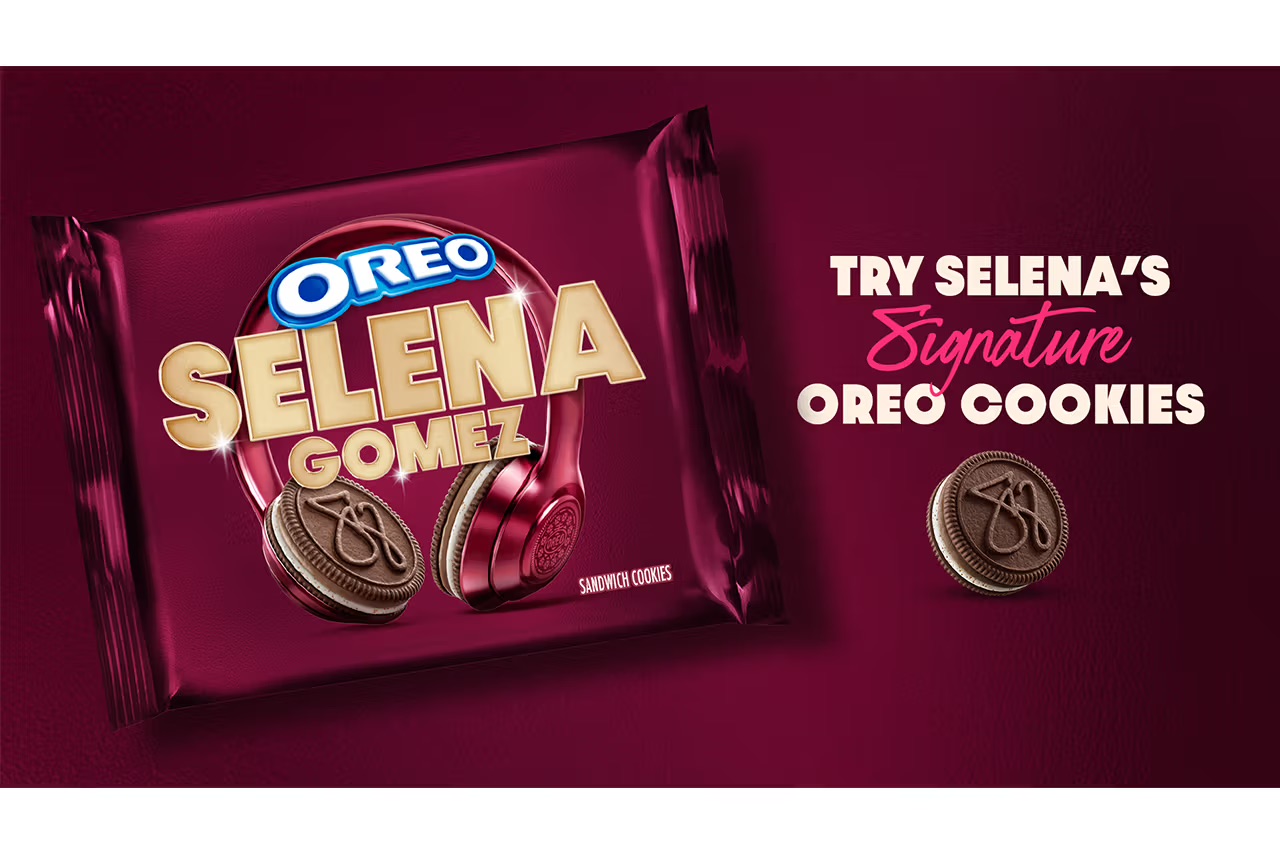Selena Gomez signs her own OREO - HIGHXTAR.