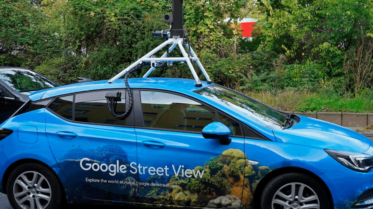 Man receives $12,500 for appearing on Google Street View