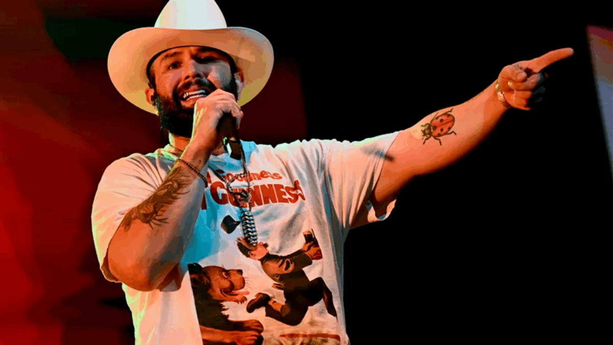 Carín León, first Latin artist at the Sphere in Las Vegas - HIGHXTAR.