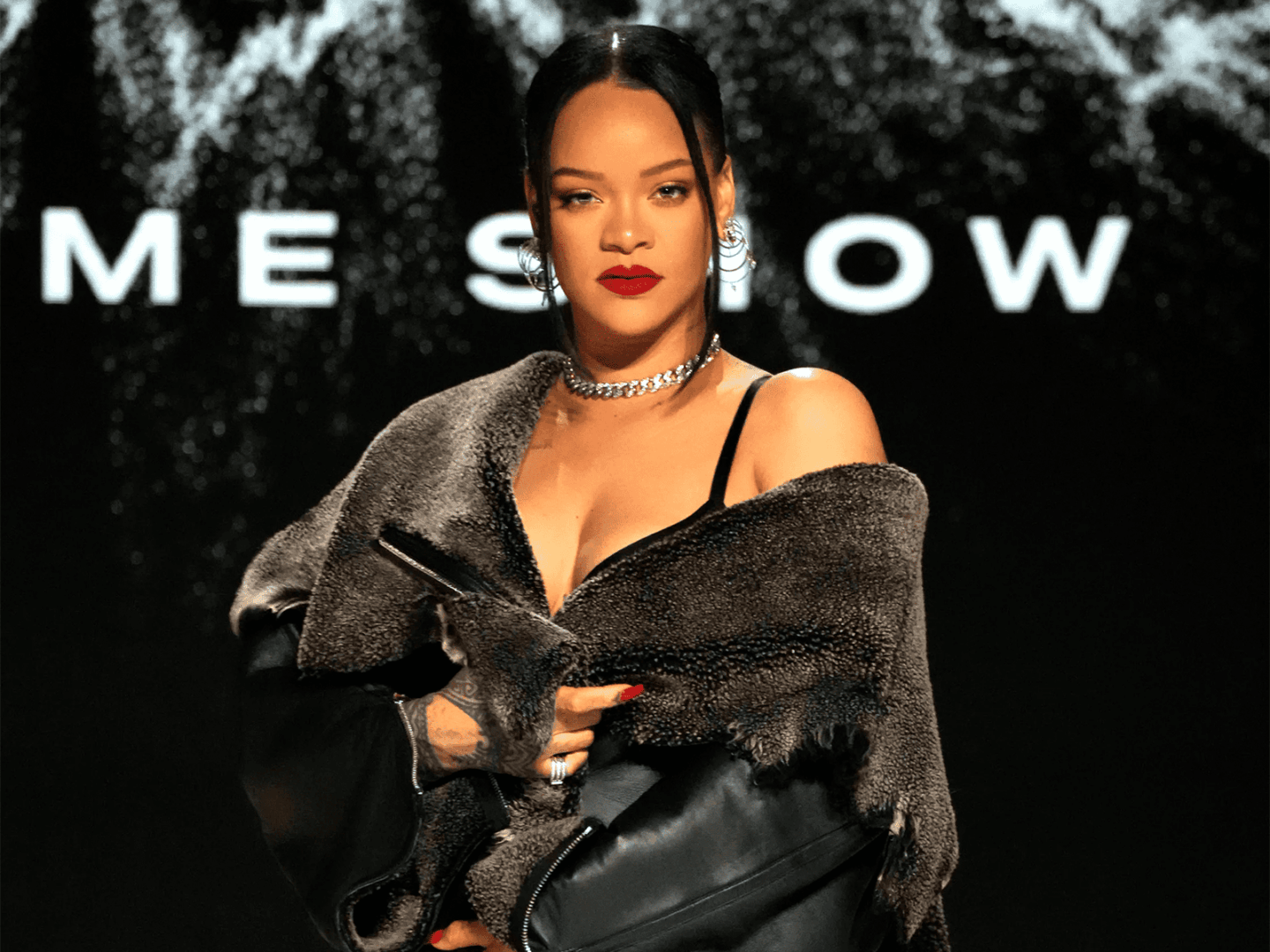 Rihanna: how to stay the ultimate pop star without releasing an album ...