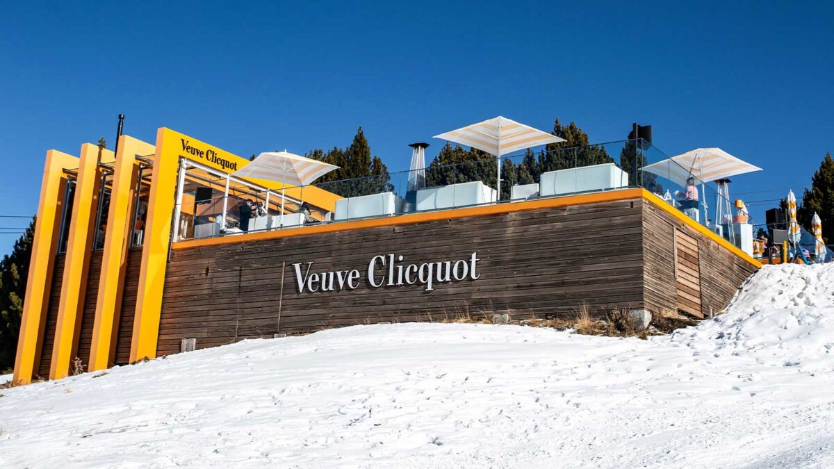Veuve Clicquot inaugurates the snow season in the Pyrenees - HIGHXTAR.